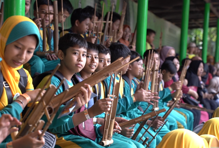 Predator Fun Park - Festival Angklung