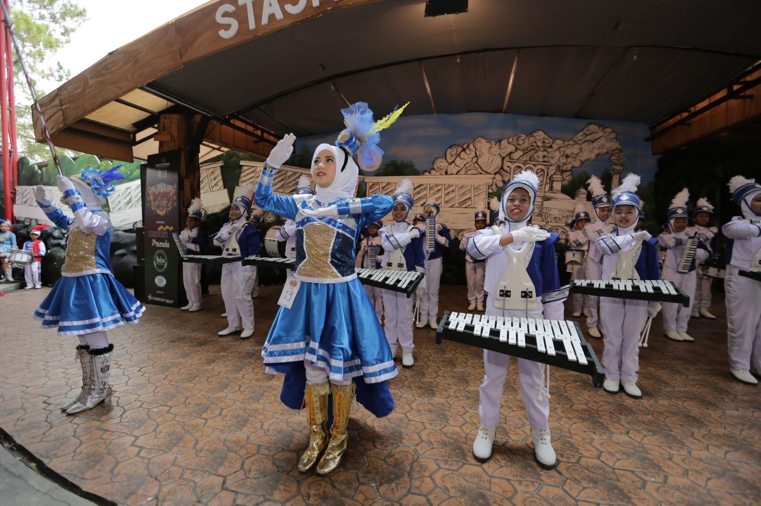 Jawa Timur Park 1: Marching Band Competition “Marching On The Stage ...