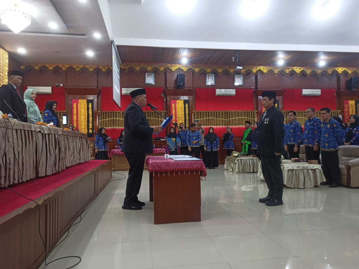 Afrizal Azhar Resmi Dilantik Menjadi Sekdako Pariaman 2025 - infoSumbar