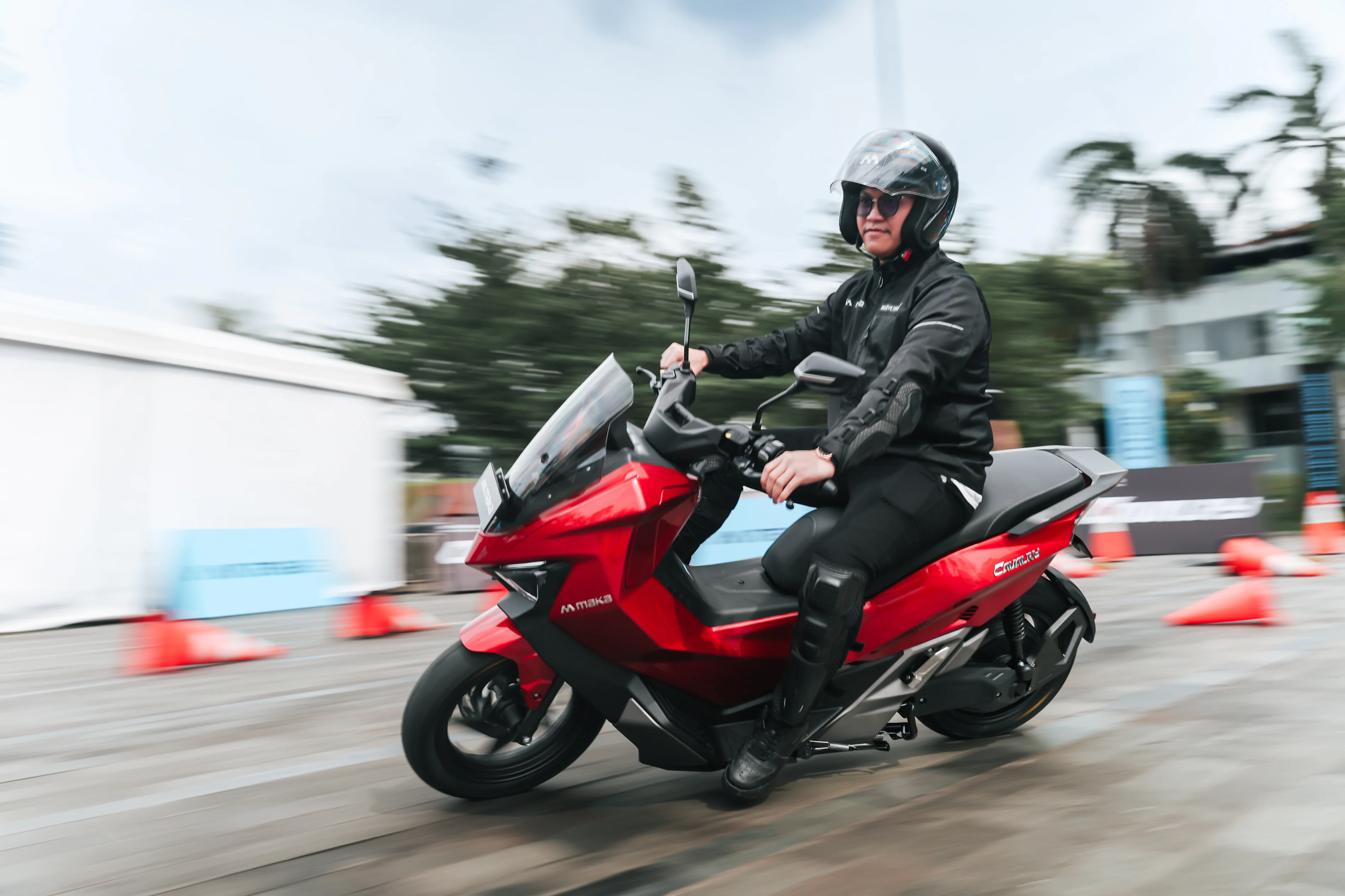 Sepeda Motor Listrik Premium MAKA Cavalry Buka Pemesanan di Indonesia