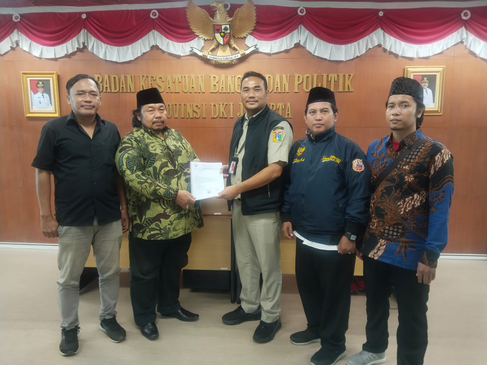 ORMAS MADURA ASLI SEDARAH DKI JAKARTA DAFTARKAN DIRI KE BADAN KESATUAN ...