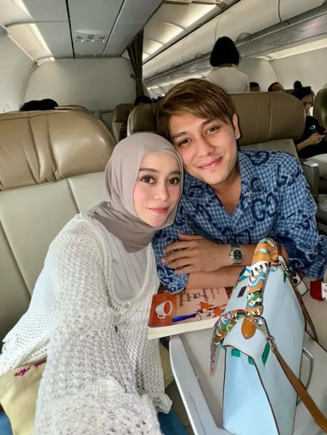 Rizky Billar Tanggapi Tudingan Netizen: Jauh dari Kata Pengangguran ... Rizky Billar Tanggapi Tudingan Netizen: Jauh dari Kata Pengangguran ...