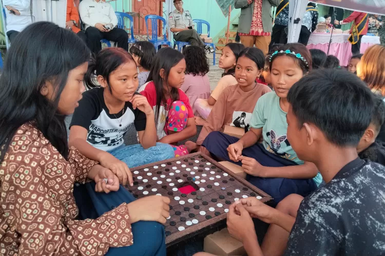 Cuki Permainan Kuno Asli Palembang, Dahulu Kala Dimainkan Para Anak ...